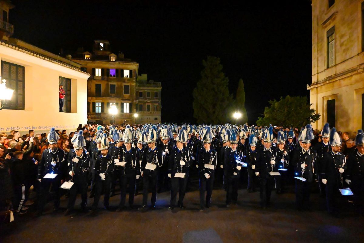 Παρακολουθήστε από κοντά τη Γενική Πρόβα της "Μάντζαρος" για τους ...